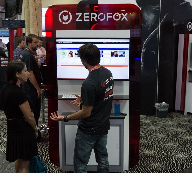 ZeroFox acquiert Vigilante, spécialiste en surveillance du Dark Web