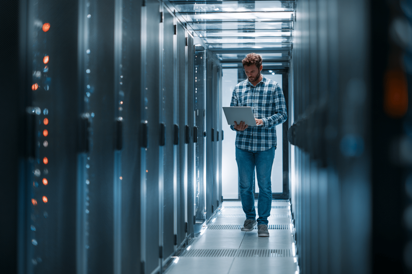 Apprenez comment optimiser votre infrastructure avec un serveur rack